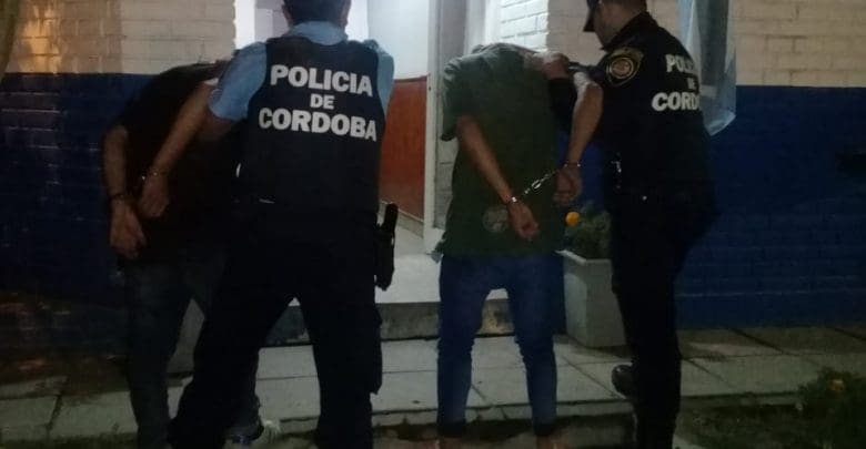 Tres Detenidos Por Violación De Domicilio Uno Tenía Doble Pedido De