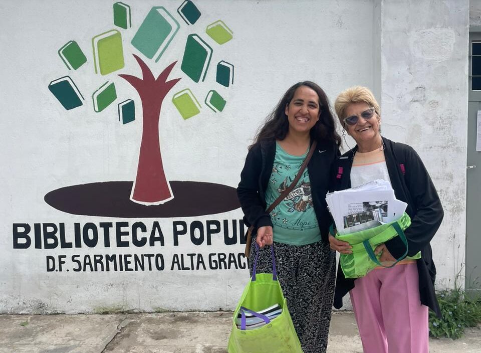 Traé tus libros y papeles: sábado de reciclaje en la Biblioteca Sarmiento